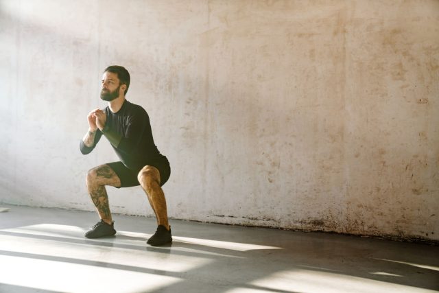 7 Full Body Exercises You Can Do Everyday - GYM Equipment